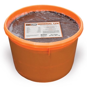 Fletcher's Feed & Farm Supply | VitaFerm® Mineral Lyk Tub for Cattle ...